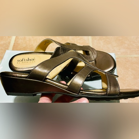 SoftShoe by Medicus | Shoes | Softshoe By Medicus Gabrielle Sandal ...